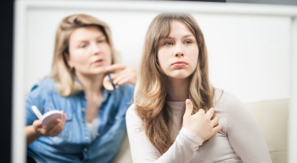 Si creciste con padres emocionalmente distantes, es probable que hayas ...